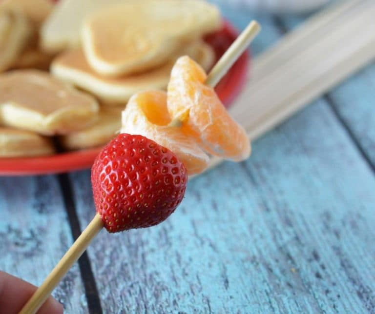 Valentine's Day Cupid Arrow Pancake Kabobs - This Ole Mom