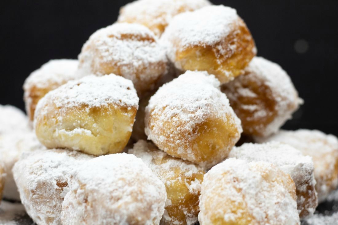 Easy Biscuit Beignets - This Ole Mom