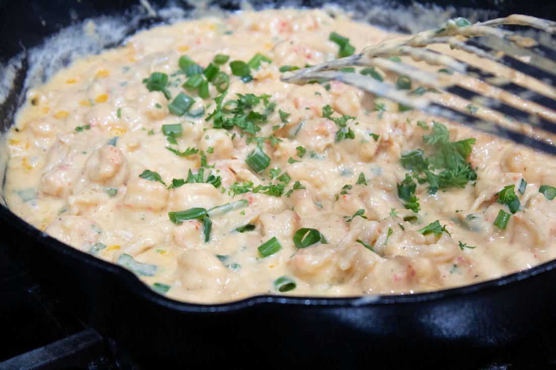 Fried Soft Shell Crabs With Crawfish Sauce - This Ole Mom