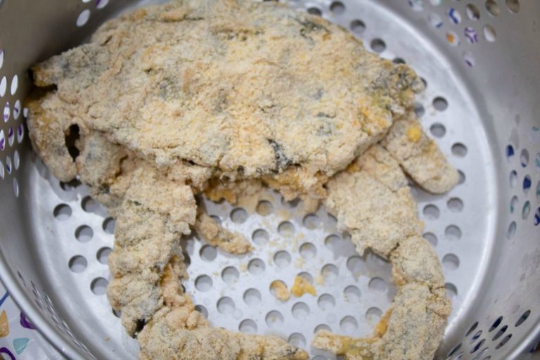 Fried Soft Shell Crabs - This Ole Mom