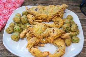 Fried Soft Shell Crabs - This Ole Mom