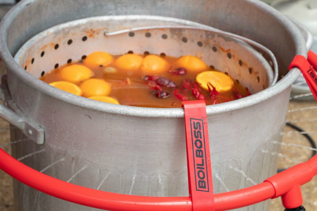 Easy Crawfish Boil - This Ole Mom