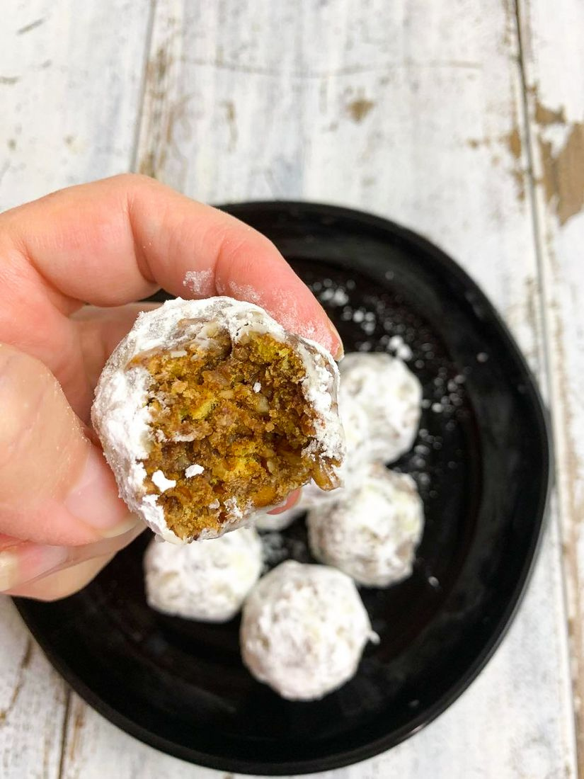 Bourbon Whiskey Balls - This Ole Mom